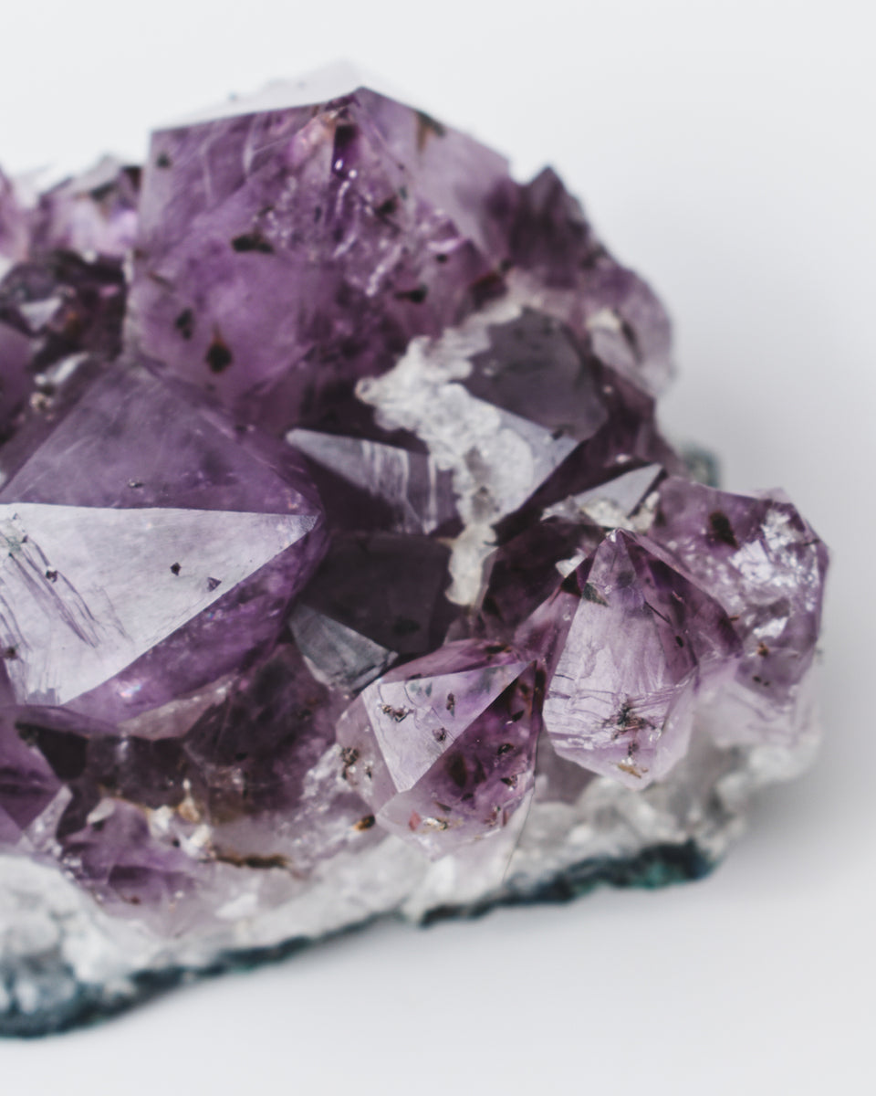 Amethyst Cluster – Shiny Storm